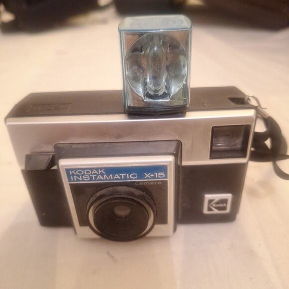 Kodak | Cameras, Photo & Video | Vintage 97s Kodak Instamatic X15 Point ...